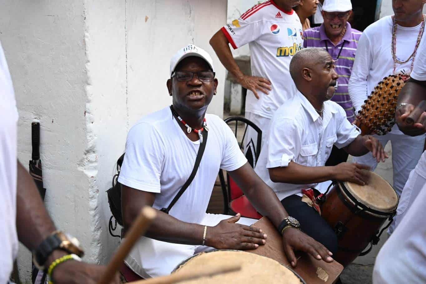 African Drumming - Styles & Rhythms from Cuba | Ray Pereira